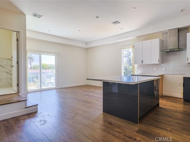 2821 Virginia A