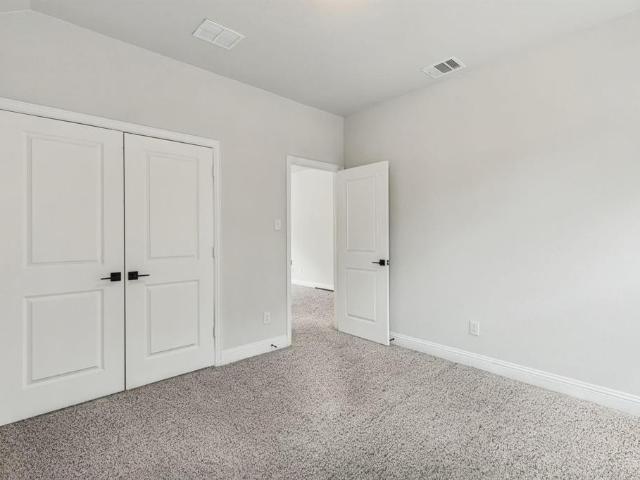 2821 woodland Court