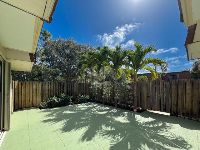 2821 28th Ct, Jupiter, FL 33477 | MLS #R11164