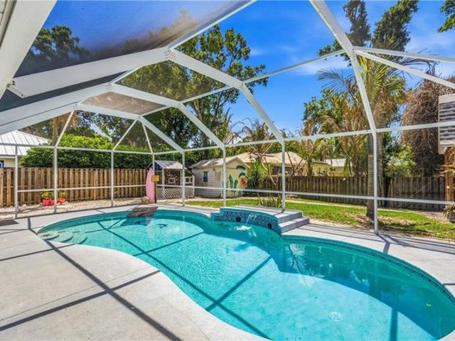 2821 21st Ln, Vero Beach, FL 32960