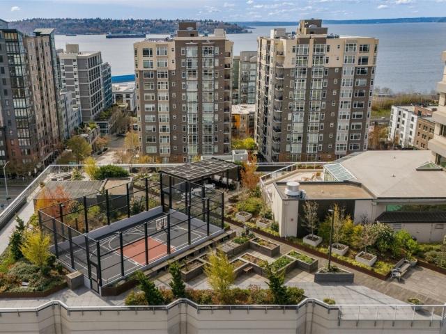 2821 2nd Avenue # 1004