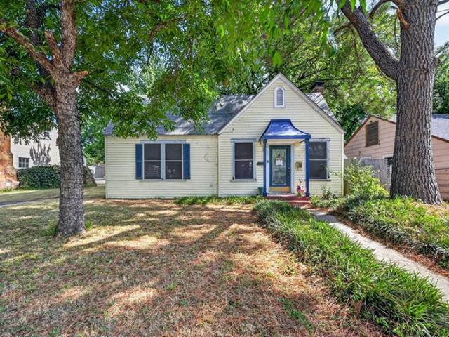 2822 Marigold Ave, Fort Worth, TX 76111