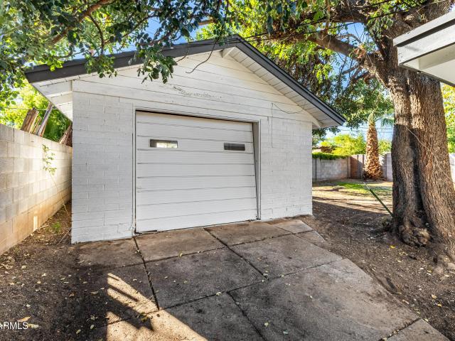 2822 N 34th St, Phoenix, AZ 85008 | Compass
