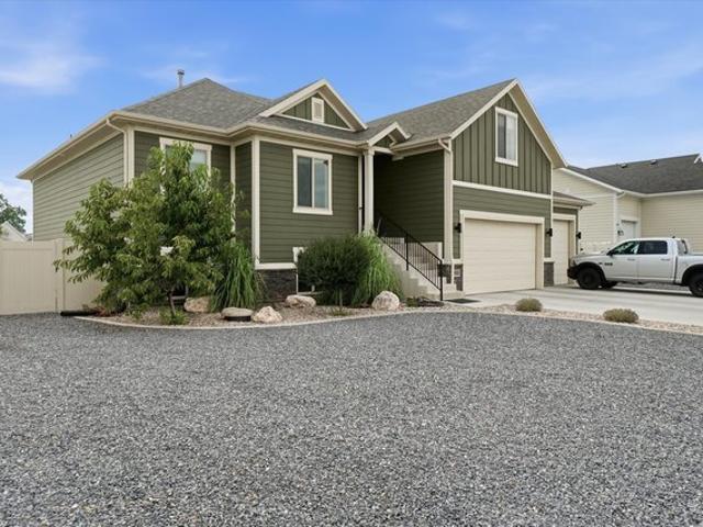 2822 N 3975 W, Plain City, UT 84404