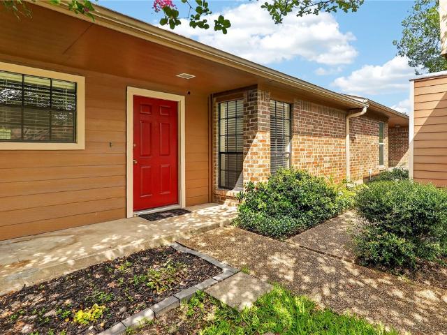 2822 Oakside Drive