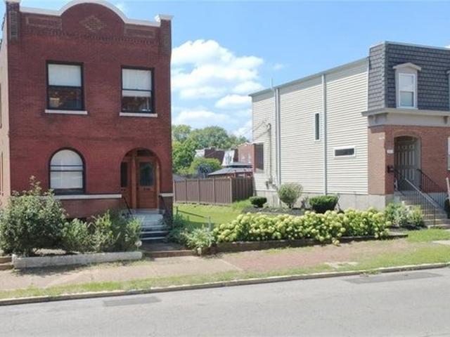 2822 Arsenal St, Saint Louis, MO 63118