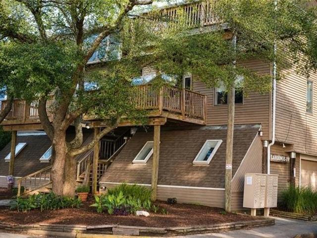 2822 Croix Ct, Virginia Beach, VA 23451