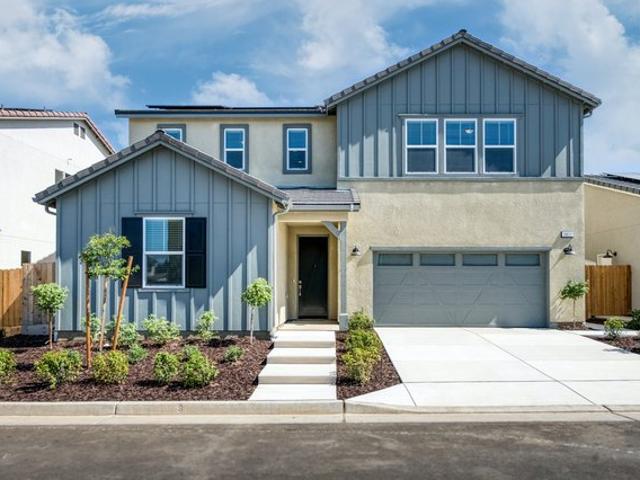 2822 E Corteza Dr, Fresno, CA 93730