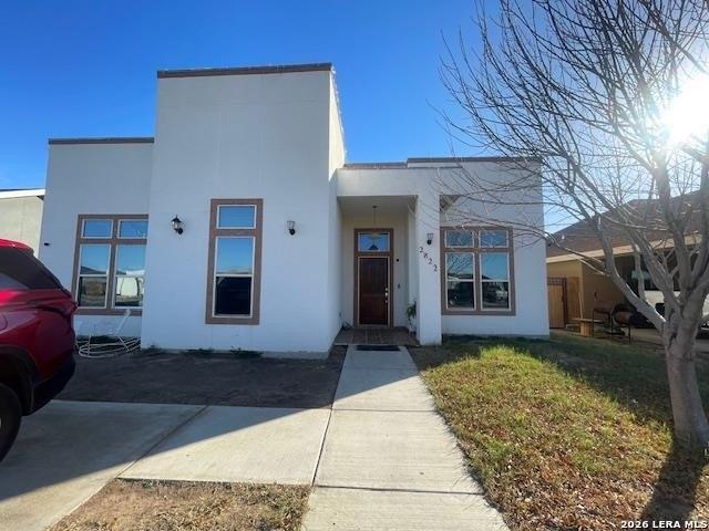 2822 Garden View Dr, Eagle Pass, TX 78852