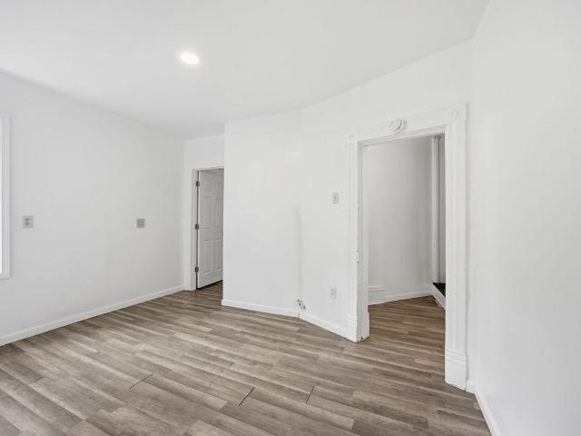2822 Salisbury Street 4 Bedroom Apartment for Rent at 2822 Salisbury St, Pittsburgh, PA 15210 Southside Slopes