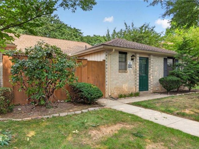 2822 Whitemarsh Pl, Lower Macungie Township, PA 18062