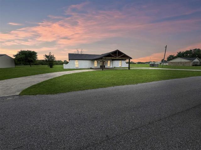 2822 Wilson Dr, Lake Charles, LA 70607 | MLS #SWL26001 | Compass