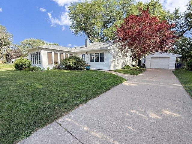 2822 28th Ave, Rock Island, IL 61201