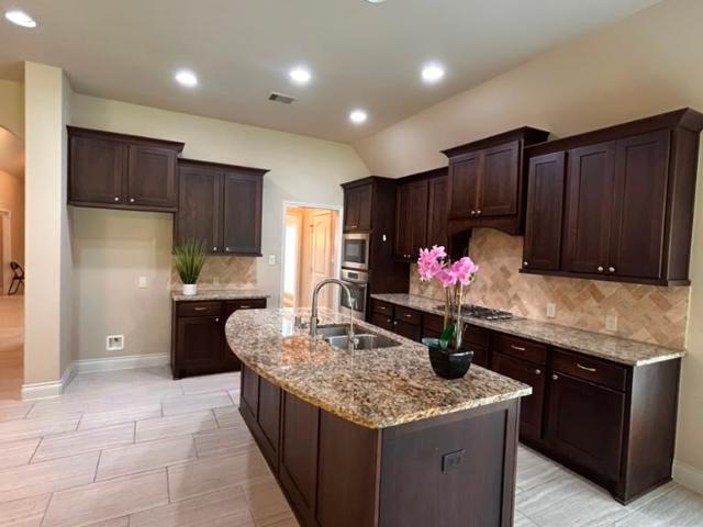2823 Monarch Crossing