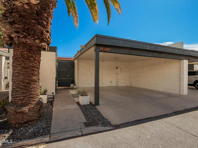 2823 N 49th Pl, Phoenix, AZ 85008 | MLS #6986 | Compass