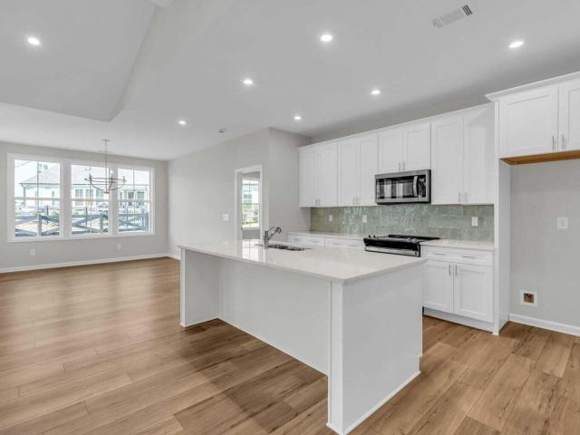 2823 Butlers Green Circle
