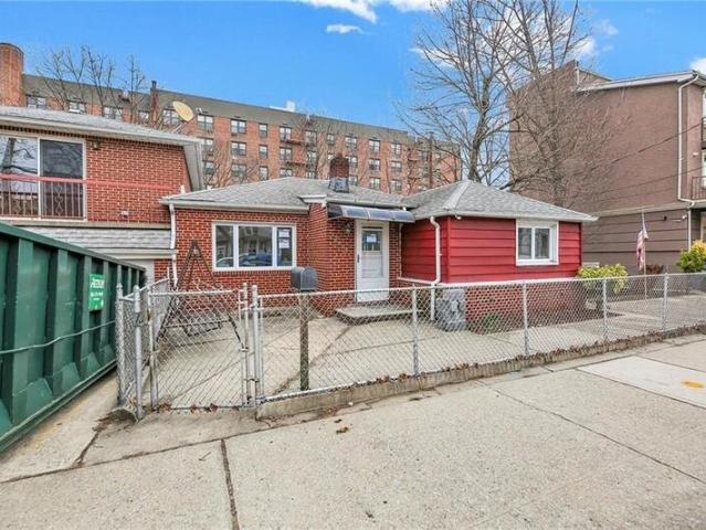 2823 Ford Street, 1, Brooklyn, NY 11235