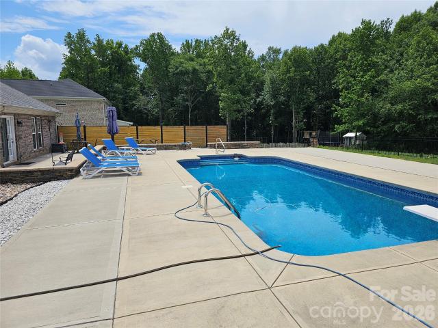 2823 Gourdvine Drive