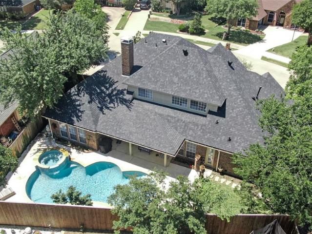 2823 Roundrock
