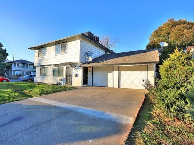 2823 Sweet Way, Sacramento, CA 95821
