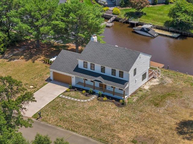 2823 Schooner Ln