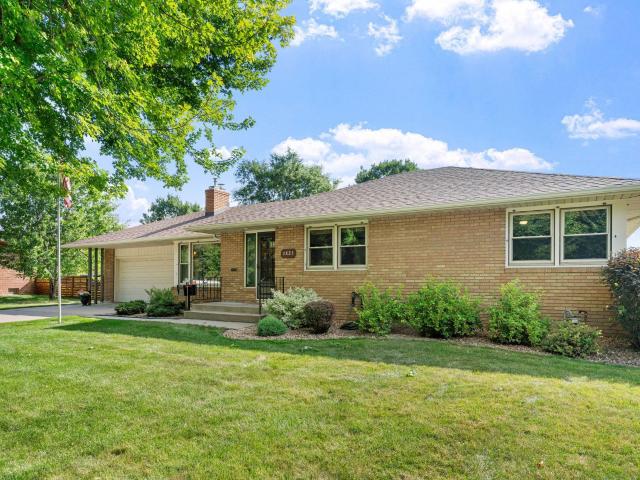 2823 Silver Lake Road NE