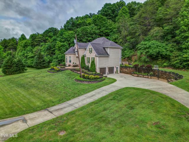2823 Van Hill Road