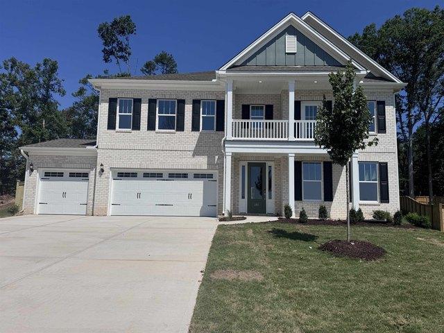 282 Castlebar St, Woodruff, SC 29388