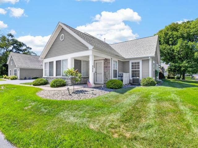 282 Ashton Lake Dr, Battle Creek, MI 49015