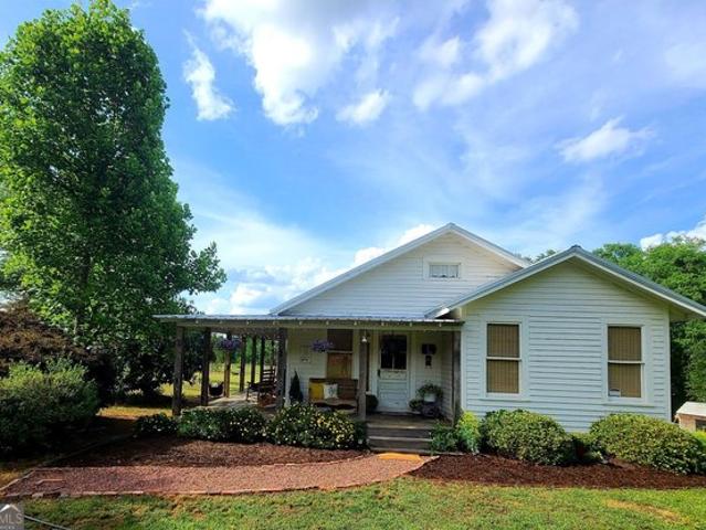 282 Gardner Rd, Baxley, GA 31513