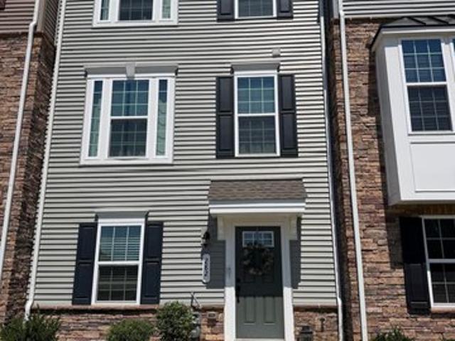 282 Doctor Andrews Way, Indian Head, MD 20640