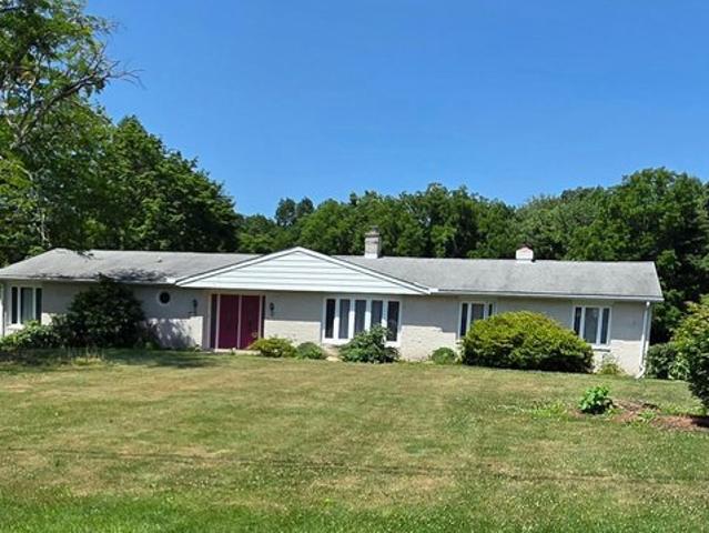 282 Dividing Ridge Rd, Halifax, PA 17032