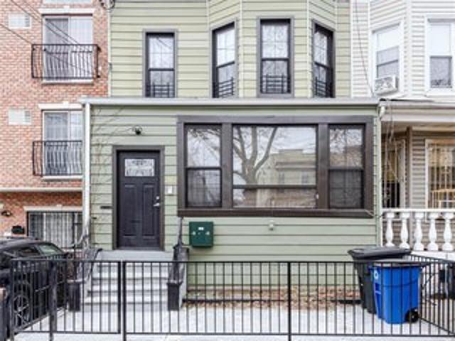 282 E 38th St, Brooklyn, NY 11203