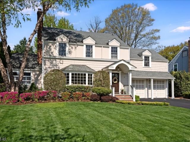 282 Forest Ave, Glen Ridge, NJ 07028 | MLS #4023 | Compass