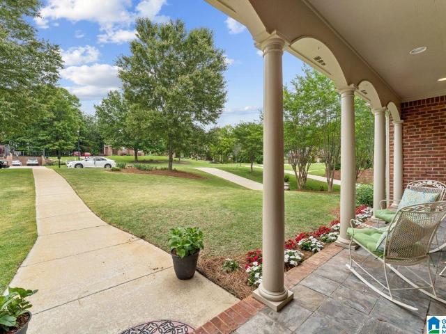 282 Kensington Lane