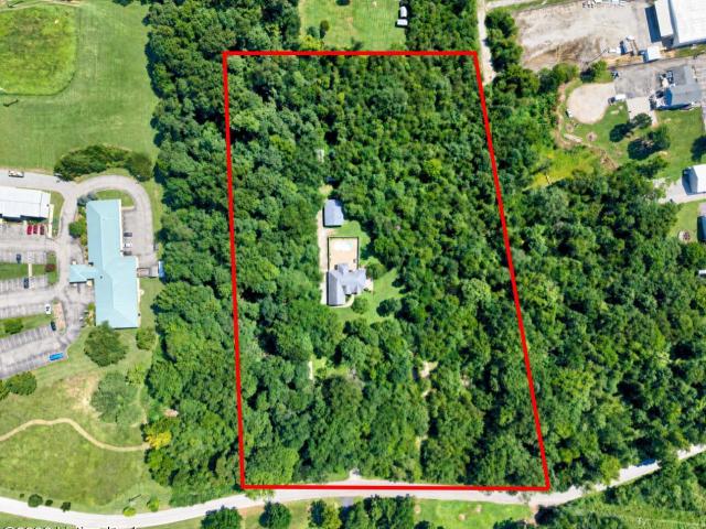 282 Halls Ln