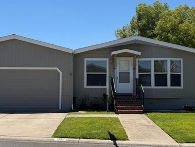 282 Lafayette Dr, Roseville, CA 95678