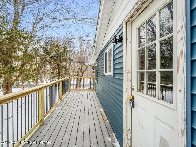 282 Mountain Road