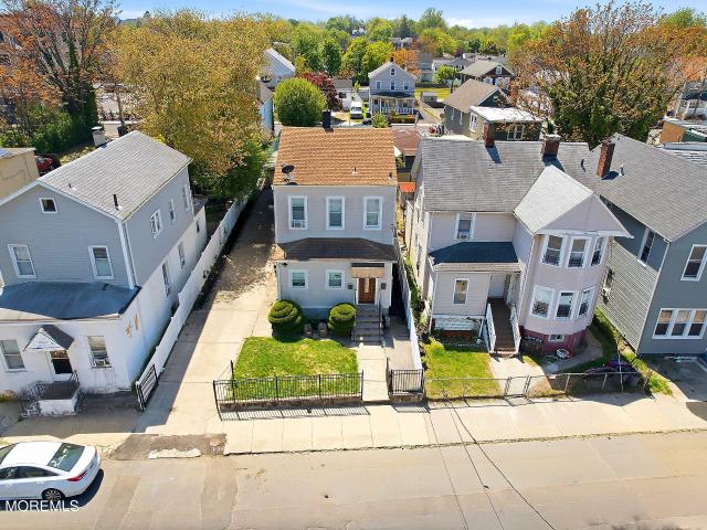 282 Morris Avenue