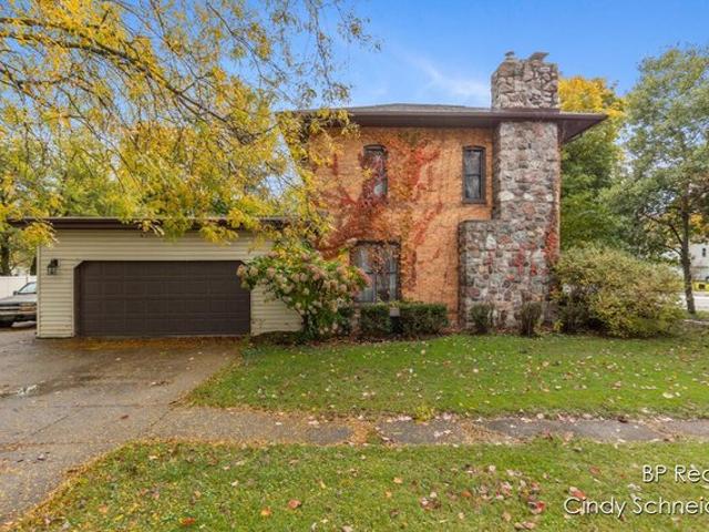 282 N Centre St, Marcellus, MI 49067