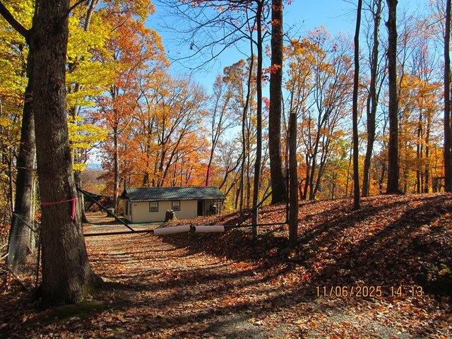 282 Siesta Lodge Dr, Coeburn, VA 24230