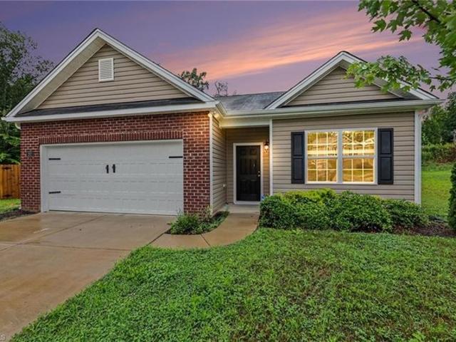 282 Sparrow Ln, Lexington, NC 27295