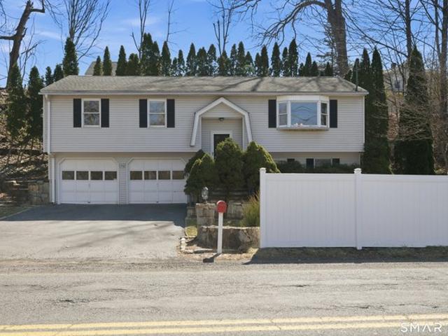 282 Pearl St, Seymour, CT 06483