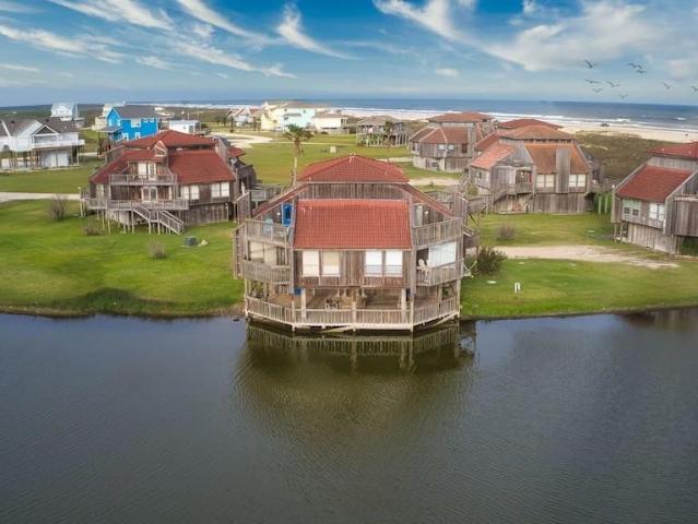 282 Private Road 640 27