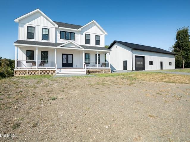 282 Ridge Rd, Stuyvesant, NY 12156