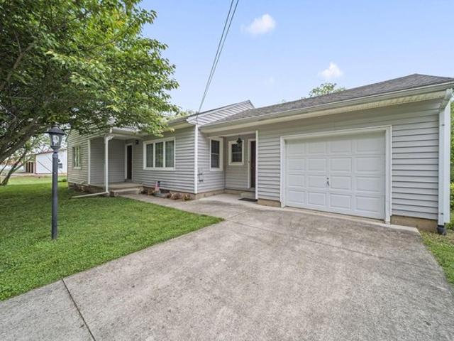 282 Water St, Richmond Dale, OH 45673