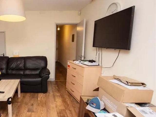 282 Tiverton Road, Stirchley, B29 6BY, United Kingdom | 6 bed house for rent #133648703 | Rentberry