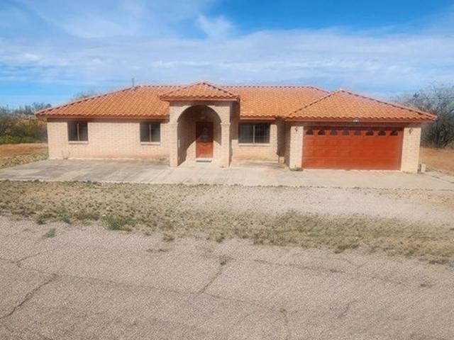 282 Tlaxcala Ct, Rio Rico, AZ 85648