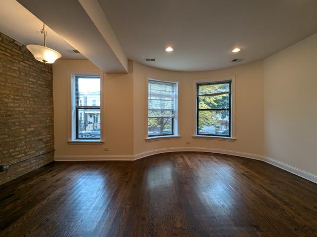 2834 N Albany Avenue # 1