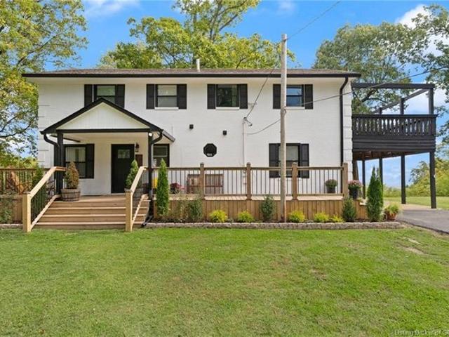 2834 Old Hill Rd, Floyds Knobs, IN 47119